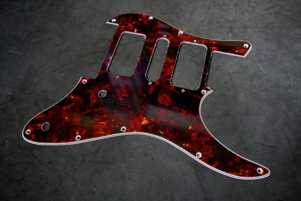Schecter Custom Pickguard [쉑터 커스텀 픽가드] – stormguitar