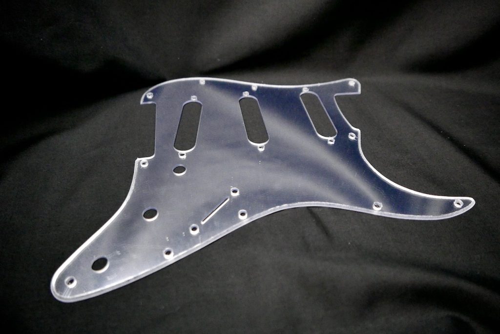 Mirrored Pickguard for Strat Style – stormguitar
